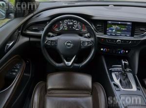 Grey Opel Insignia 2018 in Preili, with an engine capacity of 2.00 L and mileage of 312 thousand km for 11900 €, photo 9 on AUTOMOTO.COM.LV
