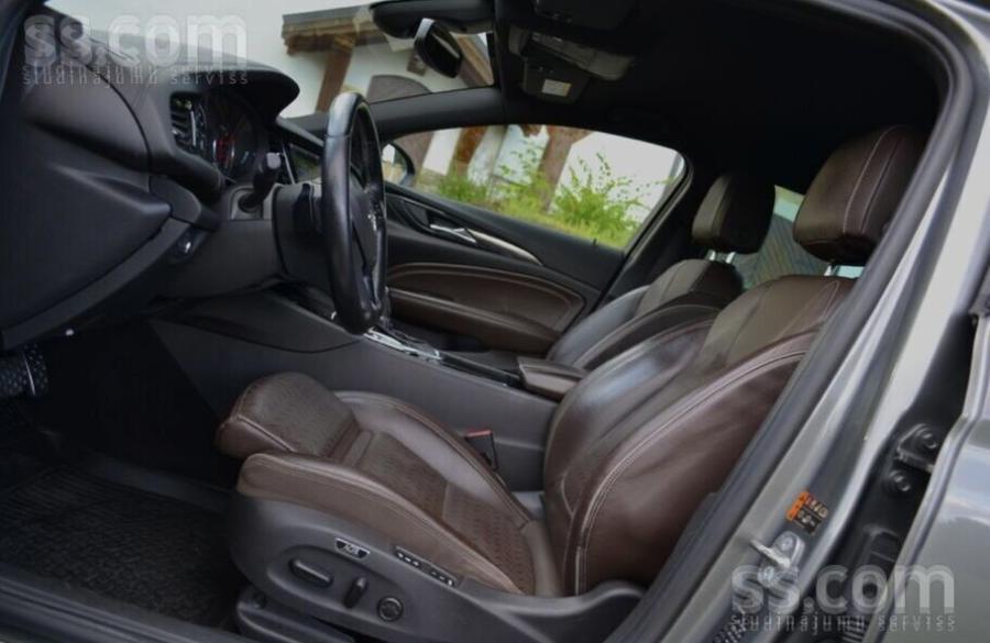 Grey Opel Insignia 2018 in Preili, with an engine capacity of 2.00 L and mileage of 312 thousand km for 11900 €, photo 16 on AUTOMOTO.COM.LV