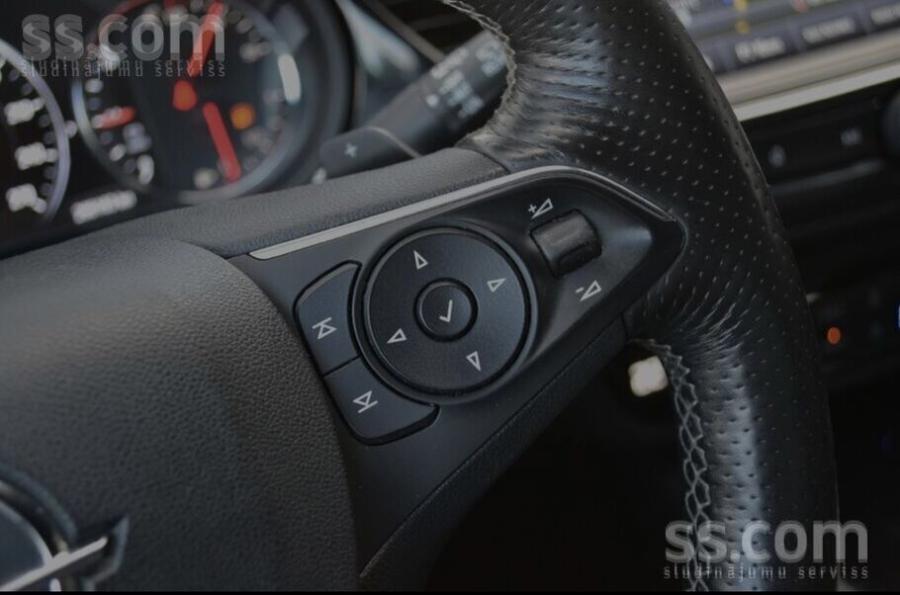 Grey Opel Insignia 2018 in Preili, with an engine capacity of 2.00 L and mileage of 312 thousand km for 11900 €, photo 22 on AUTOMOTO.COM.LV