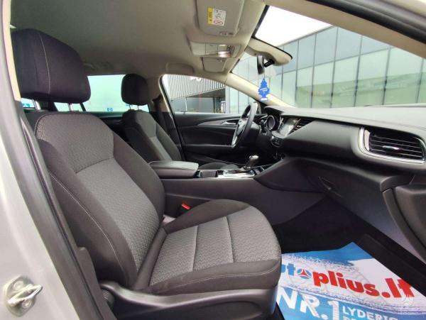 Pelēks Opel Insignia 2018 Šauļi, ar dzinēja tilpumu 1.60 L un nobraukumu 0 tūkst. km par 7399 €, foto 10 vietnē AUTOMOTO.COM.LV