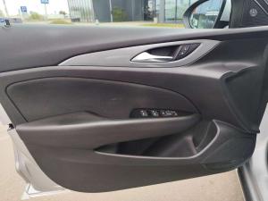 Pelēks Opel Insignia 2018 Šauļi, ar dzinēja tilpumu 1.60 L un nobraukumu 0 tūkst. km par 7399 €, foto 16 vietnē AUTOMOTO.COM.LV