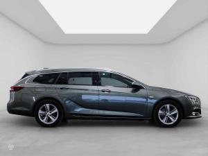 Grey Opel Insignia 2018 in Kaunas, with an engine capacity of 2.00 L and mileage of 234 thousand km for 8590 €, photo 8 on AUTOMOTO.COM.LV