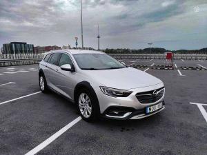 Grey Opel Insignia 2018 in Vilnius, with an engine capacity of 1.96 L and mileage of 240 thousand km for 7800 €, photo 3 on AUTOMOTO.COM.LV