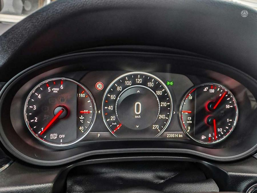 Grey Opel Insignia 2018 in Vilnius, with an engine capacity of 1.96 L and mileage of 240 thousand km for 7800 €, photo 11 on AUTOMOTO.COM.LV