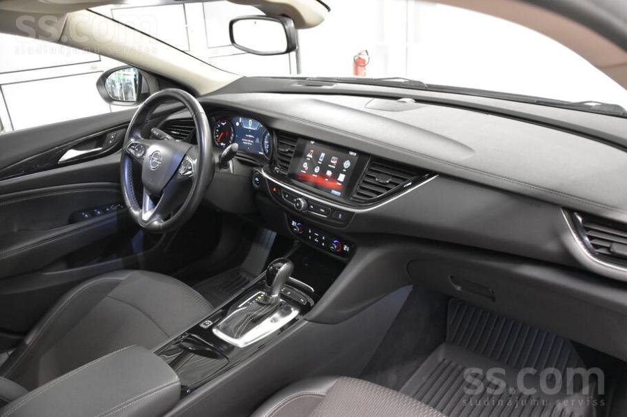 Pelēks Opel Insignia 2018 Rīga, ar dzinēja tilpumu 1.60 L un nobraukumu 145 tūkst. km par 9990 €, foto 14 vietnē AUTOMOTO.COM.LV