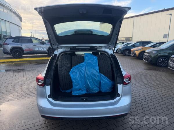 Pelēks Opel Insignia 2018 Liepāja, ar dzinēja tilpumu 1.50 L un nobraukumu 94 tūkst. km par 12700 €, foto 10 vietnē AUTOMOTO.COM.LV