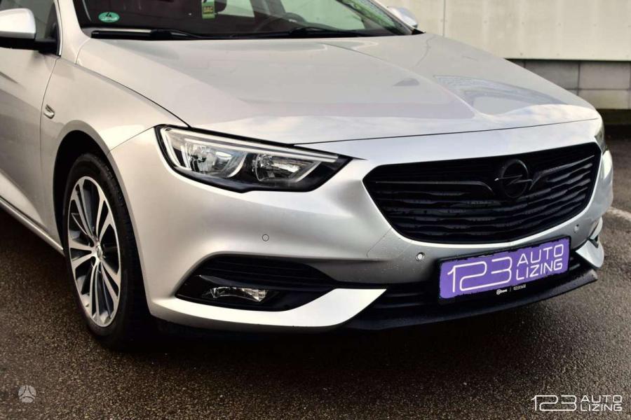 Grey Opel Insignia 2019 in Kretinga, with an engine capacity of 1.60 L and mileage of 148 thousand km for 9399 €, photo 6 on AUTOMOTO.COM.LV