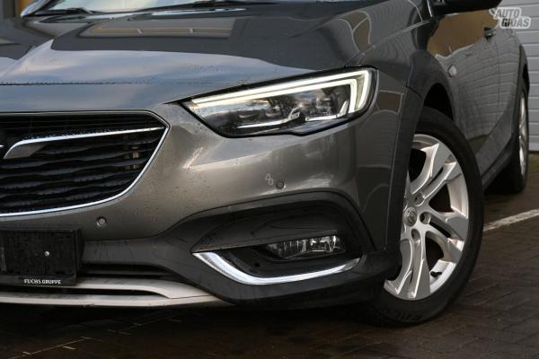 Grey Opel Insignia 2019 in Kretinga, with an engine capacity of 2.00 L and mileage of 228 thousand km for 11350 €, photo 5 on AUTOMOTO.COM.LV