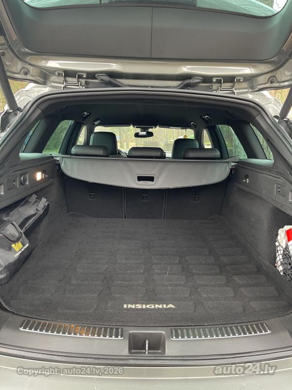Grey Opel Insignia 2019 in Tallinn, with an engine capacity of 1.50 L and mileage of 97 thousand km for 16900 €, photo 11 on AUTOMOTO.COM.LV