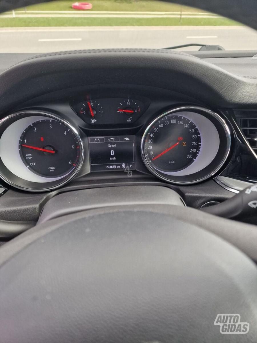 Grey Opel Insignia 2019 in Kaunas, with an engine capacity of 1.60 L and mileage of 205 thousand km for 7990 €, photo 15 on AUTOMOTO.COM.LV