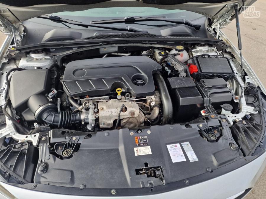Grey Opel Insignia 2019 in Kaunas, with an engine capacity of 1.60 L and mileage of 205 thousand km for 7990 €, photo 27 on AUTOMOTO.COM.LV