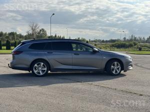 Grey Opel Insignia 2019 in Ludza, with an engine capacity of 2.00 L and mileage of 143 thousand km for 10500 €, photo 3 on AUTOMOTO.COM.LV