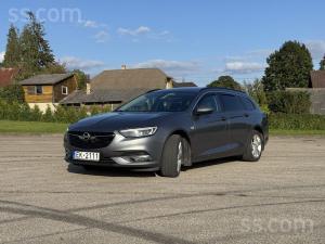 Grey Opel Insignia 2019 in Ludza, with an engine capacity of 2.00 L and mileage of 143 thousand km for 10500 €, photo 7 on AUTOMOTO.COM.LV
