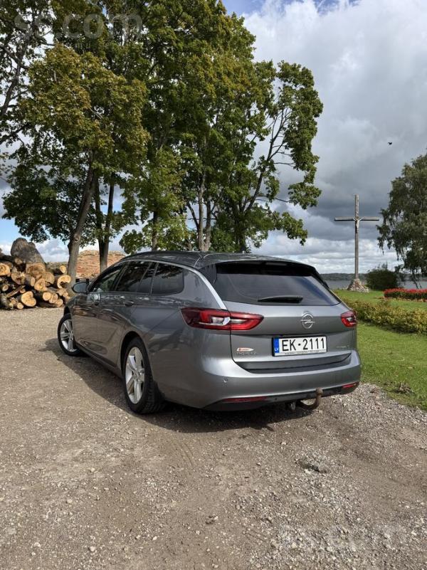 Grey Opel Insignia 2019 in Ludza, with an engine capacity of 2.00 L and mileage of 147 thousand km for 8700 €, photo 4 on AUTOMOTO.COM.LV