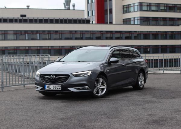 Pelēks Opel Insignia 2019 Rīga, ar dzinēja tilpumu 2.00 L un nobraukumu 116 tūkst. km par 13480 €, foto 1 vietnē AUTOMOTO.COM.LV