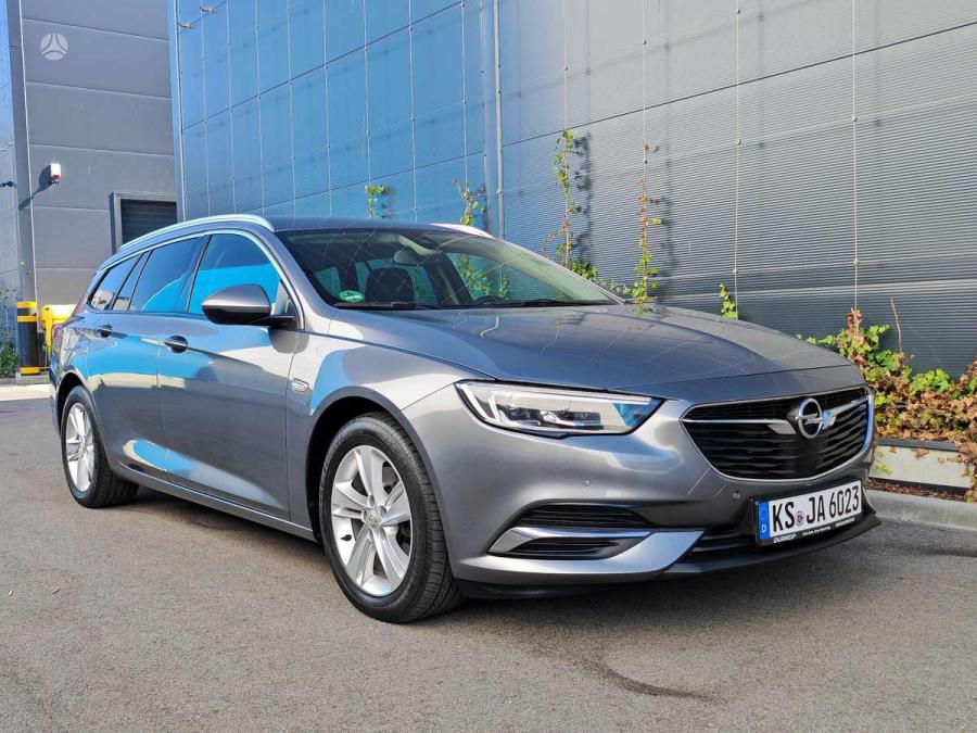 Grey Opel Insignia 2019 in Klaipeda, with an engine capacity of 1.96 L and mileage of 207 thousand km for 11950 €, photo 16 on AUTOMOTO.COM.LV