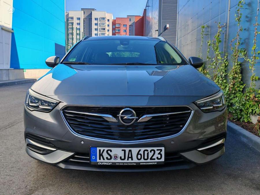 Grey Opel Insignia 2019 in Klaipeda, with an engine capacity of 1.96 L and mileage of 207 thousand km for 11950 €, photo 18 on AUTOMOTO.COM.LV