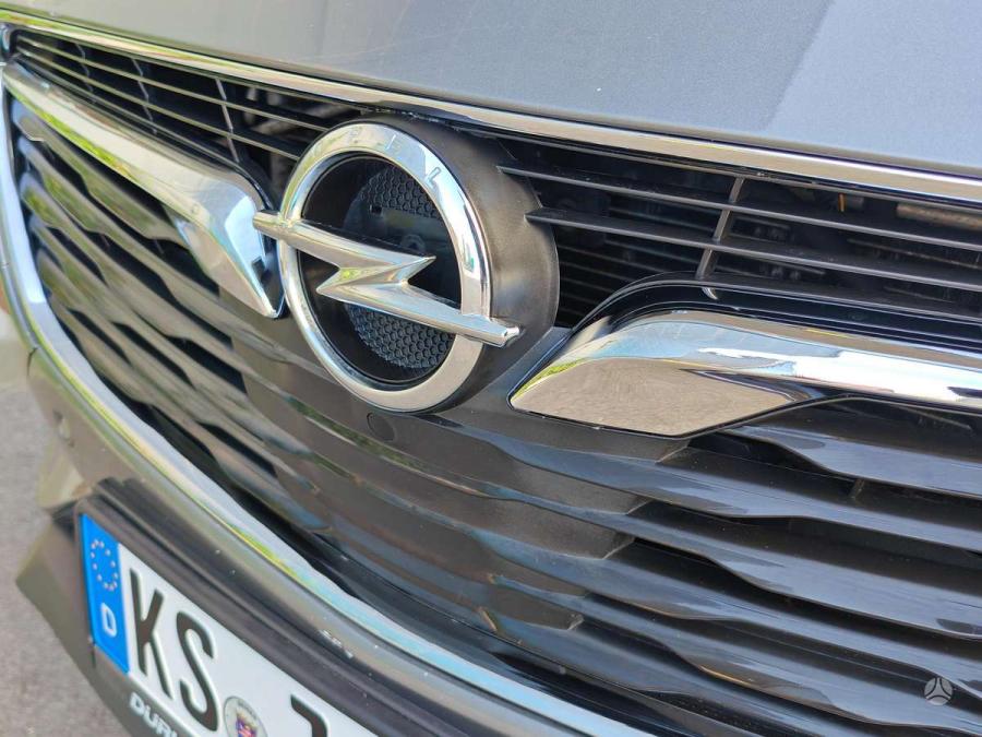 Grey Opel Insignia 2019 in Klaipeda, with an engine capacity of 1.96 L and mileage of 207 thousand km for 11950 €, photo 20 on AUTOMOTO.COM.LV