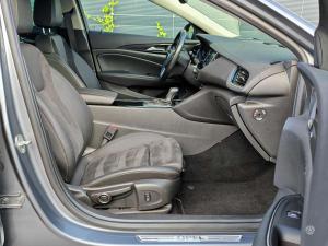 Grey Opel Insignia 2019 in Klaipeda, with an engine capacity of 1.96 L and mileage of 207 thousand km for 11950 €, photo 28 on AUTOMOTO.COM.LV
