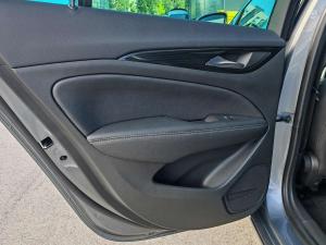 Grey Opel Insignia 2019 in Klaipeda, with an engine capacity of 1.96 L and mileage of 207 thousand km for 11950 €, photo 31 on AUTOMOTO.COM.LV