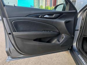 Grey Opel Insignia 2019 in Klaipeda, with an engine capacity of 1.96 L and mileage of 207 thousand km for 11950 €, photo 33 on AUTOMOTO.COM.LV