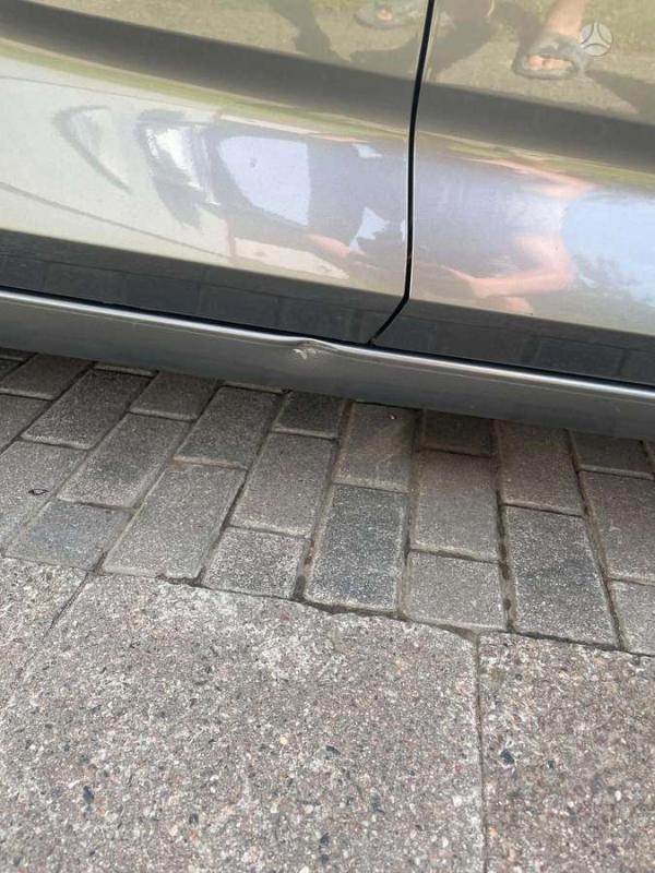 Pelēks Opel Insignia 2019 Viļņa, ar dzinēja tilpumu 1.96 L un nobraukumu 231 tūkst. km par 9200 €, foto 5 vietnē AUTOMOTO.COM.LV