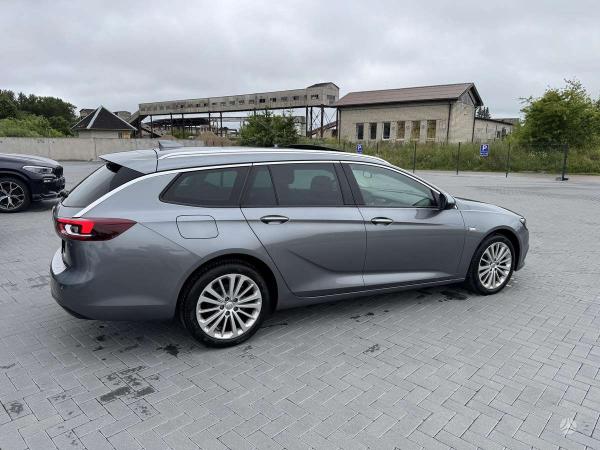 Grey Opel Insignia 2019 in Telschi, with an engine capacity of 1.60 L and mileage of 119 thousand km for 9300 €, photo 7 on AUTOMOTO.COM.LV