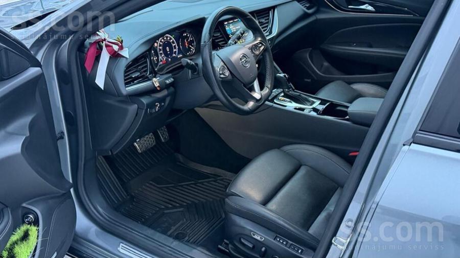 Grey Opel Insignia 2019 in Riga, with an engine capacity of 2.00 L and mileage of 167 thousand km for 14000 €, photo 5 on AUTOMOTO.COM.LV