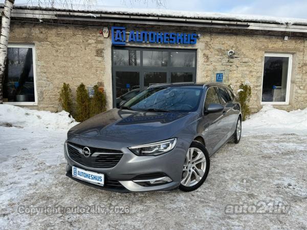 Grey Opel Insignia 2019 in Tallinn, with an engine capacity of 2.00 L and mileage of 150 thousand km for 12990 €, photo 1 on AUTOMOTO.COM.LV