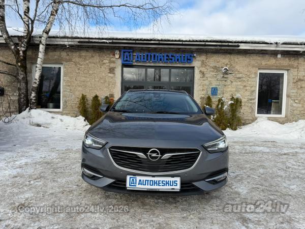 Grey Opel Insignia 2019 in Tallinn, with an engine capacity of 2.00 L and mileage of 150 thousand km for 12990 €, photo 8 on AUTOMOTO.COM.LV
