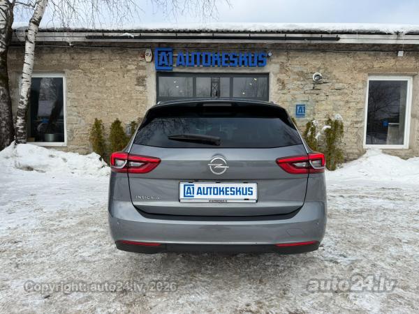 Grey Opel Insignia 2019 in Tallinn, with an engine capacity of 2.00 L and mileage of 150 thousand km for 12990 €, photo 9 on AUTOMOTO.COM.LV