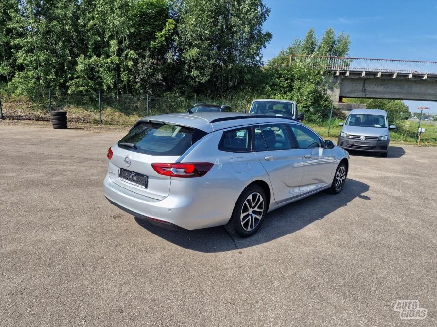 Grey Opel Insignia 2019 in Kaunas, with an engine capacity of 1.60 L and mileage of 205 thousand km for 7499 €, photo 9 on AUTOMOTO.COM.LV