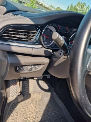 Grey Opel Insignia 2019 in Kaunas, with an engine capacity of 1.60 L and mileage of 205 thousand km for 7499 €, photo 14 on AUTOMOTO.COM.LV