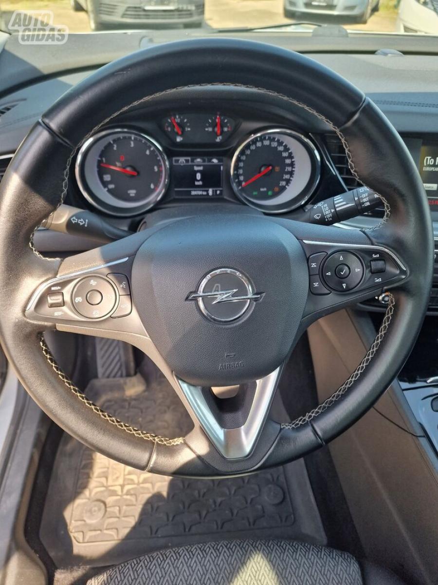 Grey Opel Insignia 2019 in Kaunas, with an engine capacity of 1.60 L and mileage of 205 thousand km for 7499 €, photo 15 on AUTOMOTO.COM.LV