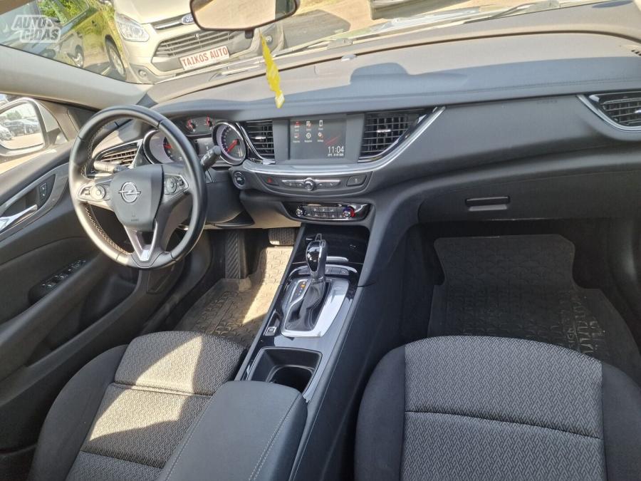 Grey Opel Insignia 2019 in Kaunas, with an engine capacity of 1.60 L and mileage of 205 thousand km for 7499 €, photo 24 on AUTOMOTO.COM.LV