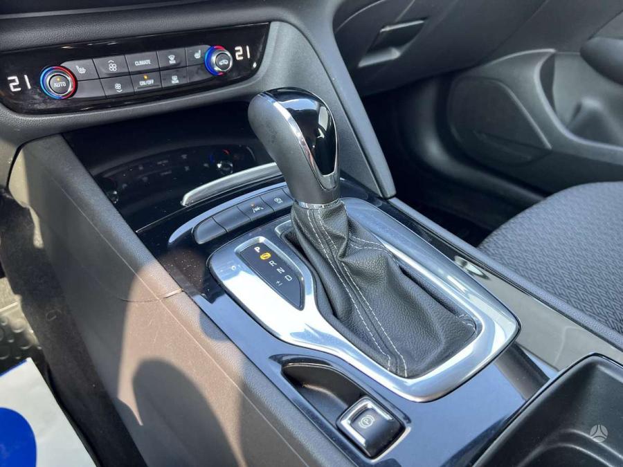 Pelēks Opel Insignia 2019 Šauļi, ar dzinēja tilpumu 1.96 L un nobraukumu 170 tūkst. km par 9400 €, foto 18 vietnē AUTOMOTO.COM.LV