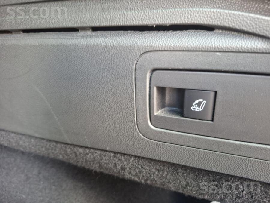 Pelēks Opel Insignia 2019 Rīga, ar dzinēja tilpumu 2.00 L un nobraukumu 100 tūkst. km par 16500 €, foto 13 vietnē AUTOMOTO.COM.LV