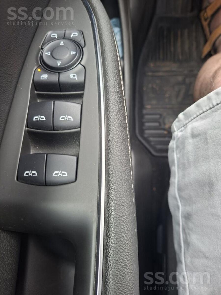 Pelēks Opel Insignia 2019 Rīga, ar dzinēja tilpumu 2.00 L un nobraukumu 100 tūkst. km par 16500 €, foto 20 vietnē AUTOMOTO.COM.LV