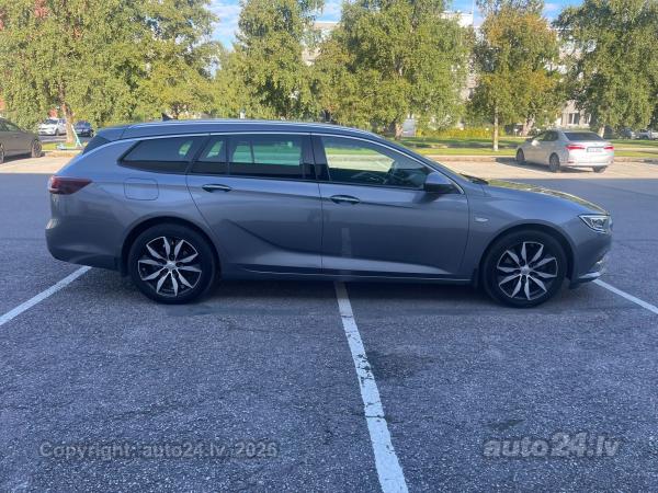 Grey Opel Insignia 2019 in Tallinn, with an engine capacity of 1.60 L and mileage of 199 thousand km for 9900 €, photo 6 on AUTOMOTO.COM.LV