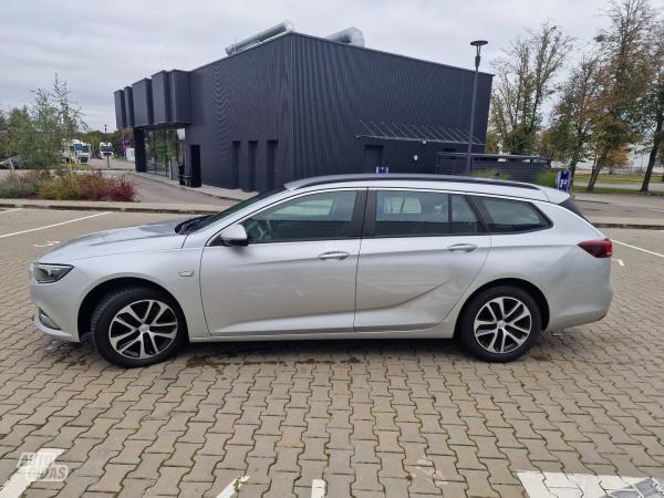 Opel Insignia 2019 in Kaunas on AUTOMOTO.COM.LV Grey Opel Insignia 2019 in Kaunas, with an engine capacity of 1.60 L and mileage of 205 thousand km for 7750 €, photo 6 on AUTOMOTO.COM.LV
