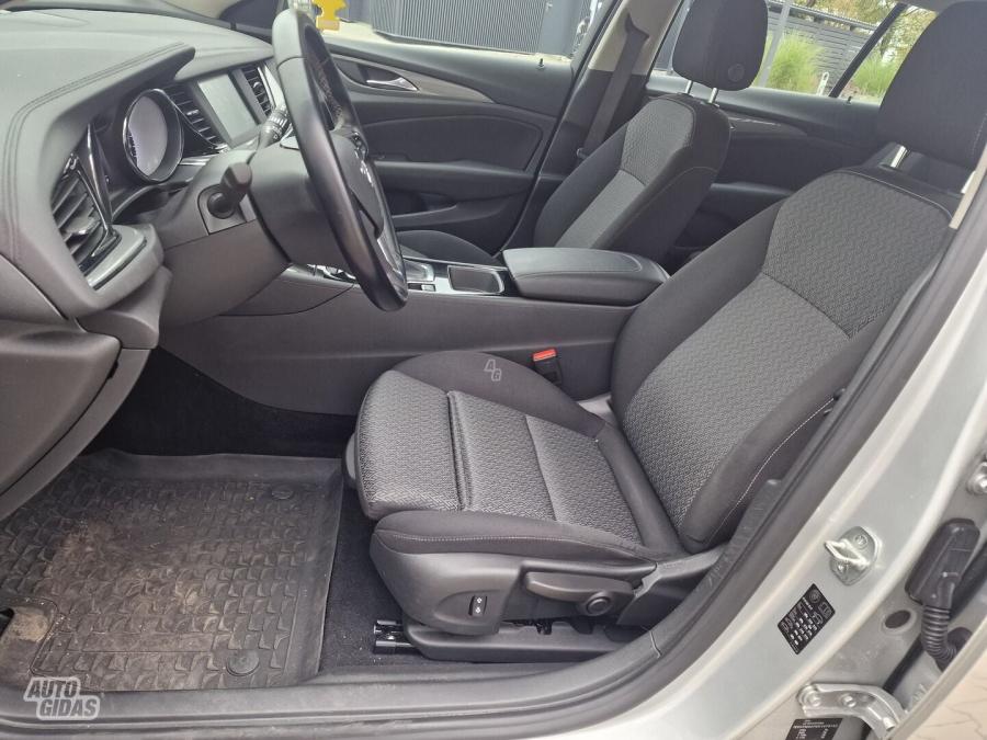 Grey Opel Insignia 2019 in Kaunas, with an engine capacity of 1.60 L and mileage of 205 thousand km for 7750 €, photo 12 on AUTOMOTO.COM.LV