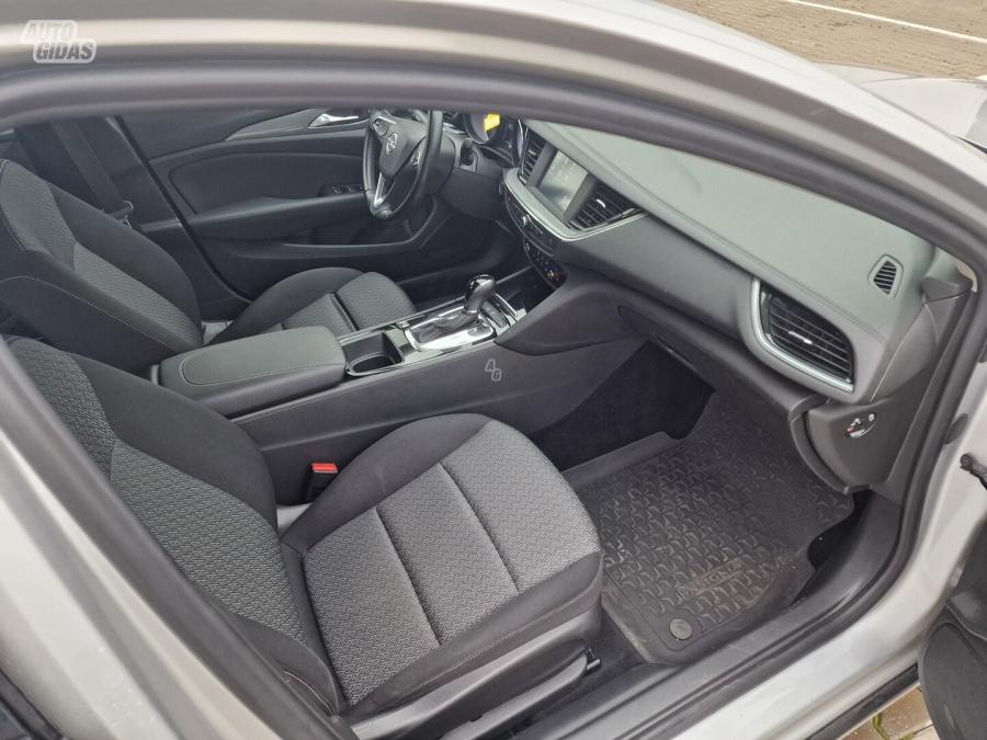 Grey Opel Insignia 2019 in Kaunas, with an engine capacity of 1.60 L and mileage of 205 thousand km for 7750 €, photo 25 on AUTOMOTO.COM.LV