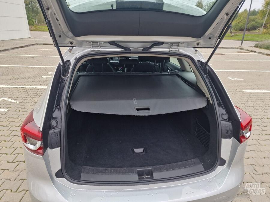 Grey Opel Insignia 2019 in Kaunas, with an engine capacity of 1.60 L and mileage of 205 thousand km for 7750 €, photo 28 on AUTOMOTO.COM.LV