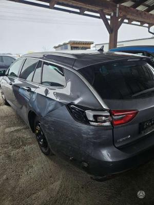 Pelēks Opel Insignia 2020 Anykščiai, ar dzinēja tilpumu 1.60 L un nobraukumu 225 tūkst. km par 6900 €, foto 4 vietnē AUTOMOTO.COM.LV