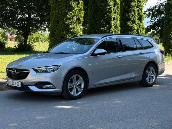 Grey Opel Insignia 2020 in Taurage, with an engine capacity of 1.60 L and mileage of 274 thousand km for 7500 €, photo 6 on AUTOMOTO.COM.LV