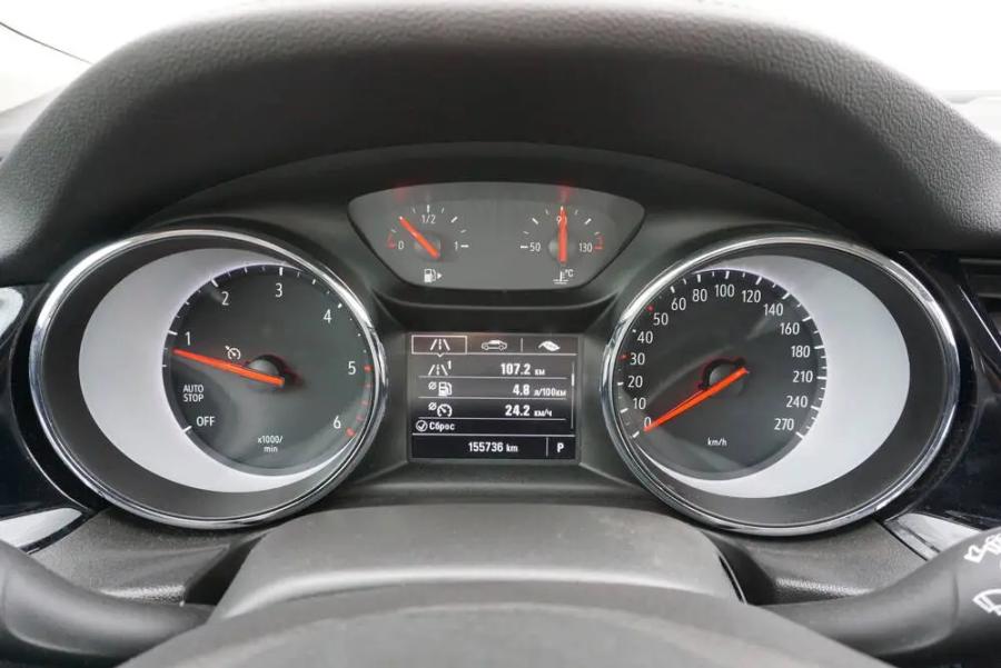 Pelēks Opel Insignia 2020 Rīga, ar dzinēja tilpumu 1.60 L un nobraukumu 156 tūkst. km par 8900 €, foto 20 vietnē AUTOMOTO.COM.LV