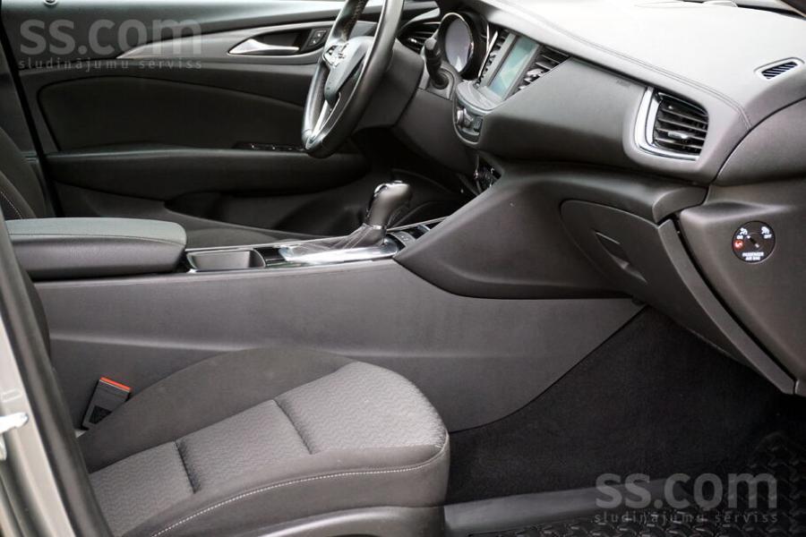 Pelēks Opel Insignia 2020 Rīga, ar dzinēja tilpumu 1.60 L un nobraukumu 156 tūkst. km par 8900 €, foto 16 vietnē AUTOMOTO.COM.LV