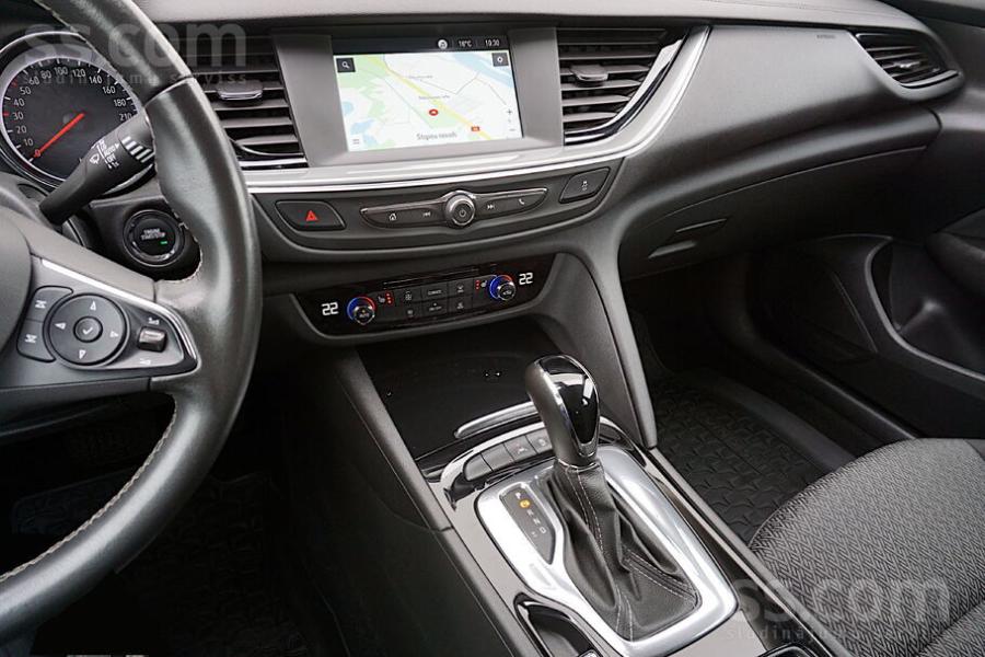 Pelēks Opel Insignia 2020 Rīga, ar dzinēja tilpumu 1.60 L un nobraukumu 156 tūkst. km par 8900 €, foto 27 vietnē AUTOMOTO.COM.LV