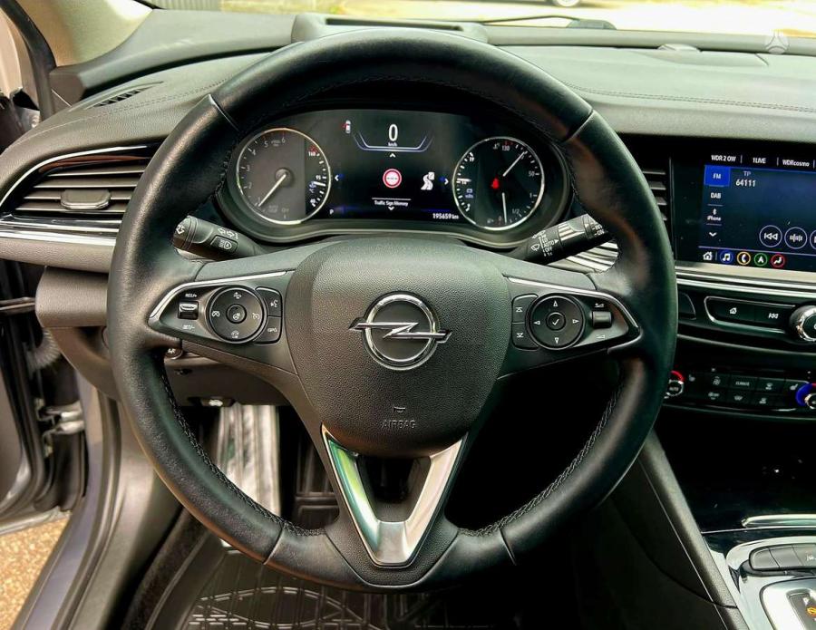 Pelēks Opel Insignia 2020 Utena, ar dzinēja tilpumu 1.96 L un nobraukumu 195 tūkst. km par 10850 €, foto 44 vietnē AUTOMOTO.COM.LV