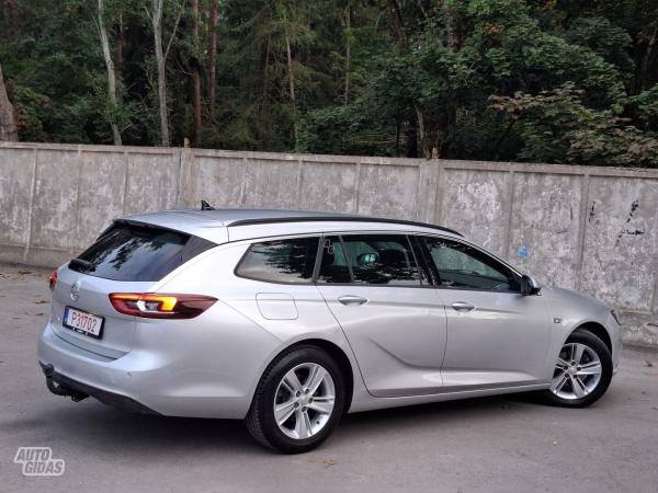 Grey Opel Insignia 2020 in Vilnius, with an engine capacity of 1.60 L and mileage of 213 thousand km for 6200 €, photo 3 on AUTOMOTO.COM.LV